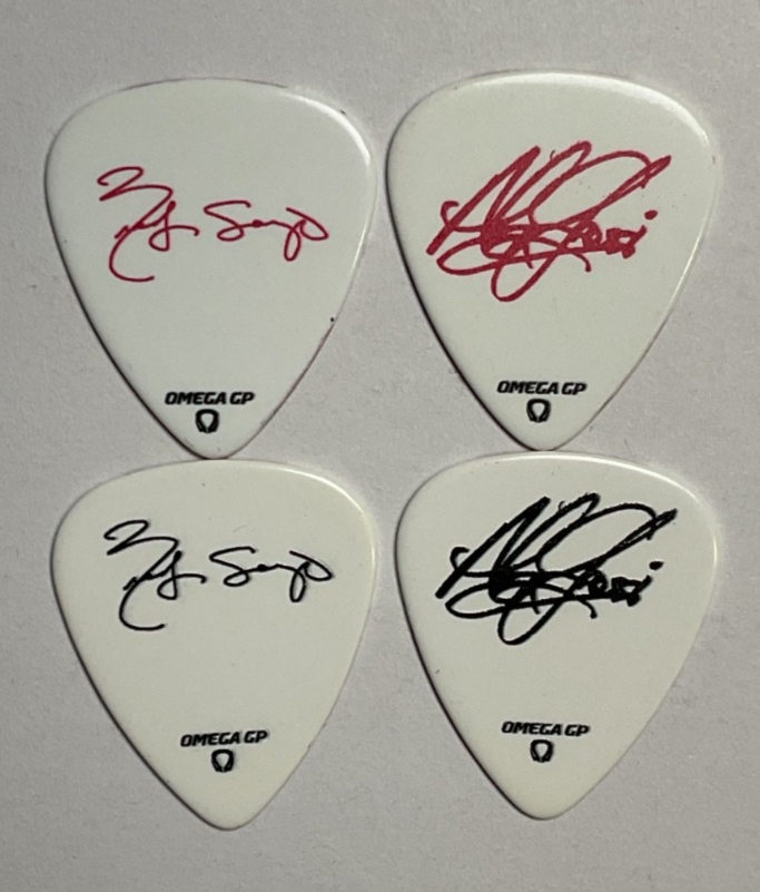 Rudi Sarzo Alex Grossi Quiet Riot 4 Set Signature Guitar Pick | eBay