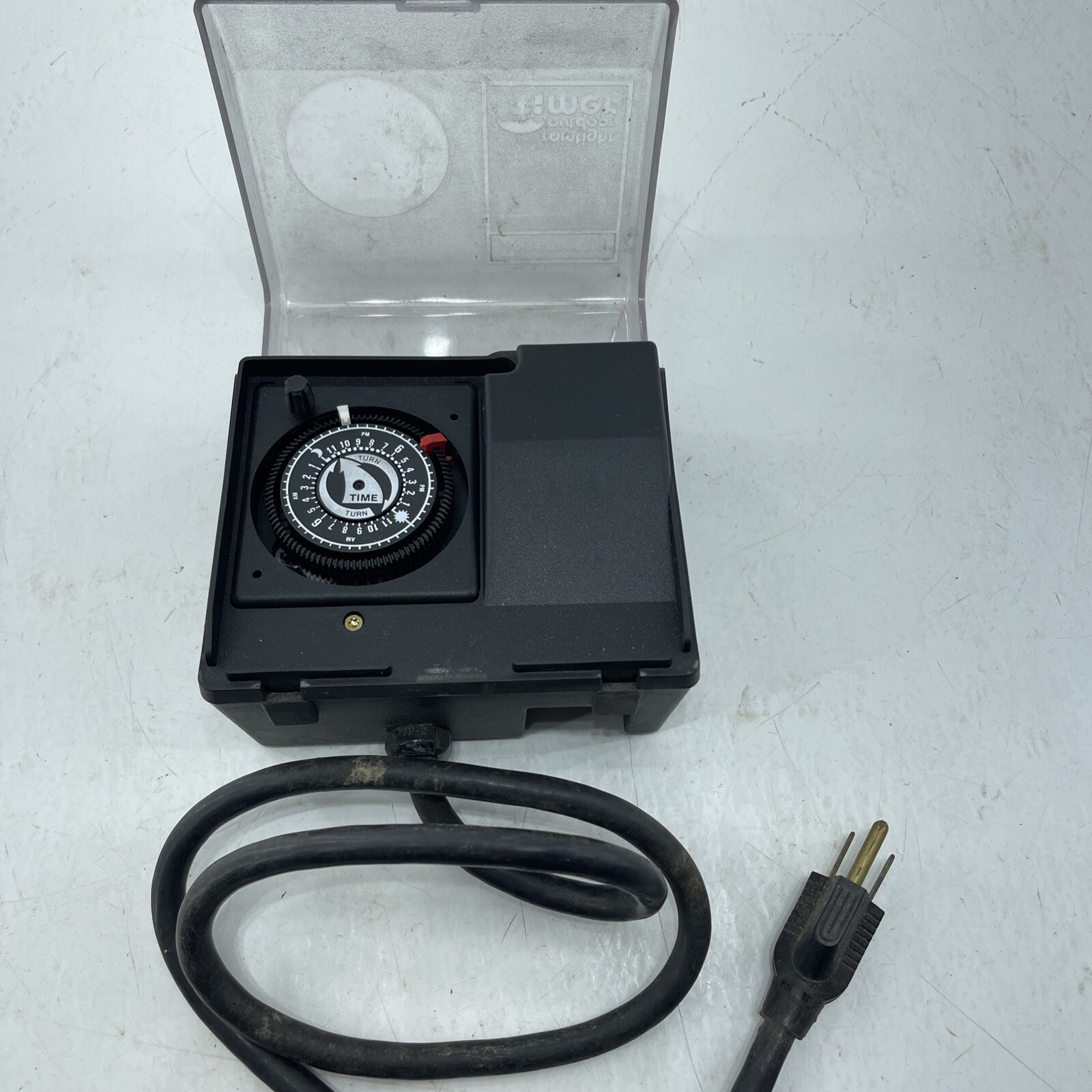 VINTAGE Intermatic Raintight Programable Outdoor Timer Model HB11R Good ...