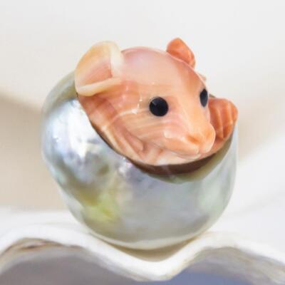 GIANT South Sea Baroque Pearl & Carved Apricot Shell Rat undrilled 7.50 ...