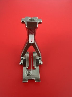 Genuine Bernina Tailor Tack Foot #7 - New Style | eBay