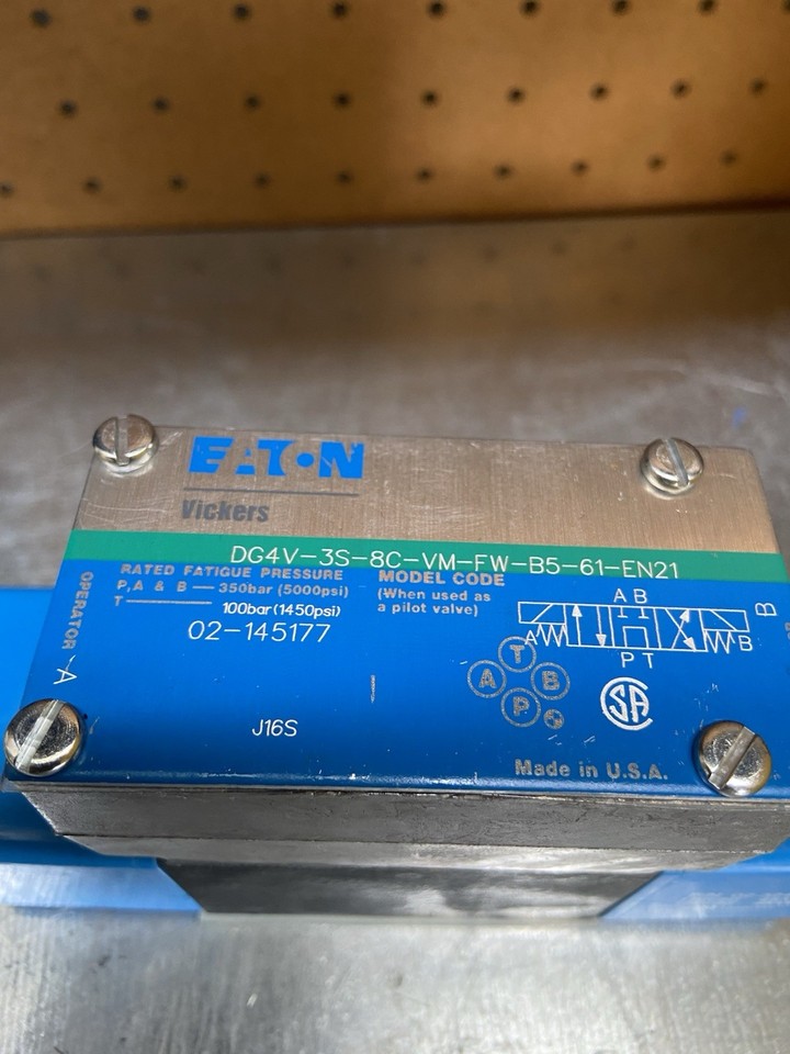 Eaton Vickers Hydraulic Solenoid Valve DG4V-3S-8C-VM-FW -B5-61-EN21 | eBay
