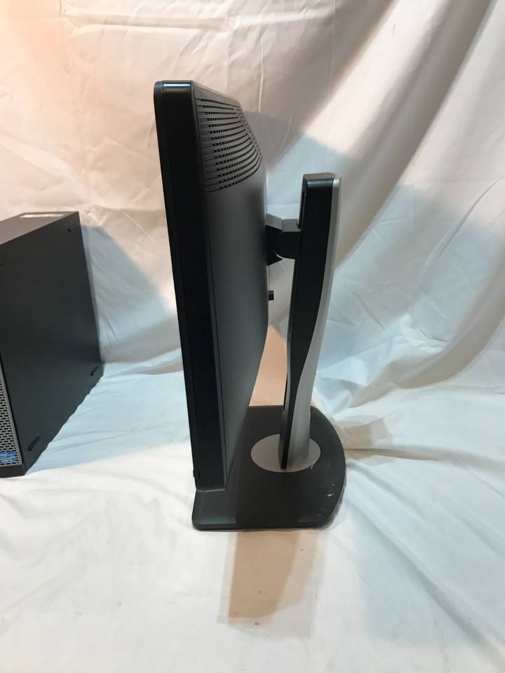 Dell Desktop computer 7010 / i5 PC SFF / 500 20" Monitor Windows 7 3 ...