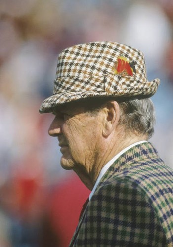 Coach Of The Crimson Tide Bear Bryant Looks At The Field 1970 OLD PHOTO ...