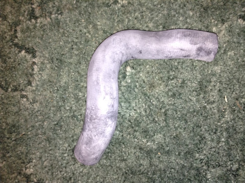 K200874 - A New Lower Radiator Hose For A Case 1190, 1194 Tractors. | eBay