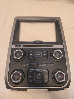 2015 - 2017 Ford Expedition OEM 8" Touch Screen Radio Climate Control ...