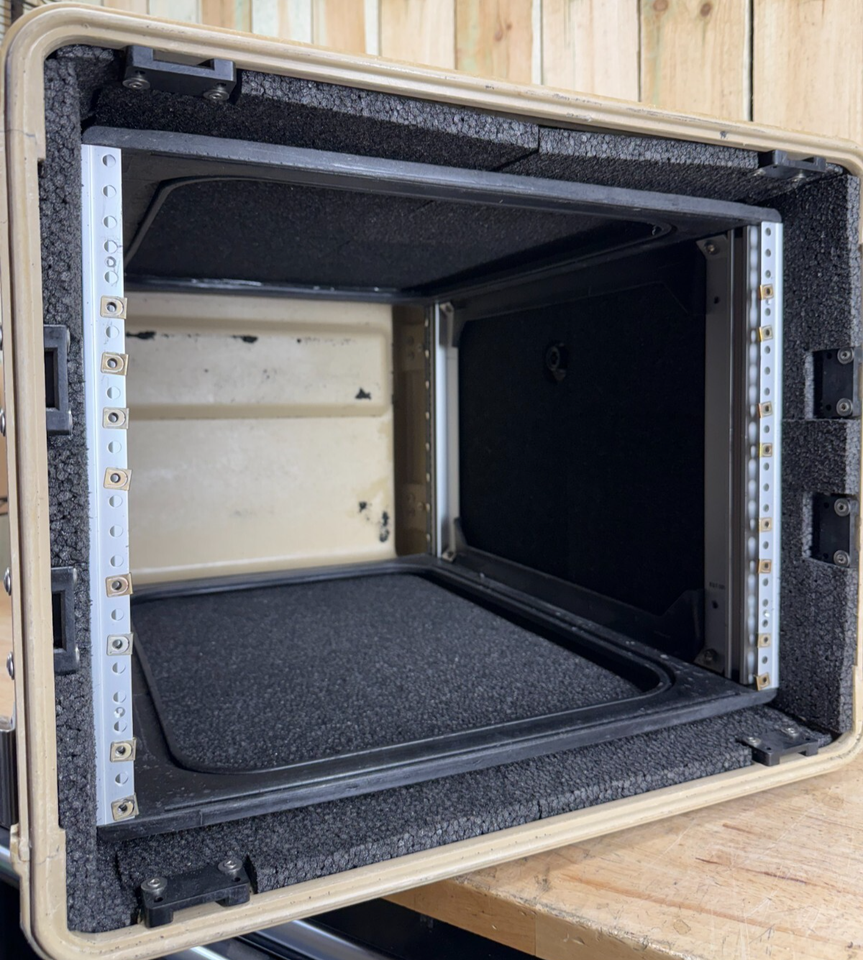 ECS Server Rack Rackmount 8U 19" X 24" Waterproof Storage Case W/ Rack ...