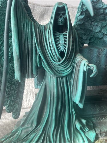 NECA Harry Potter Vs. Lord Voldemort Graveyard Duel Riddle Incomplete ...