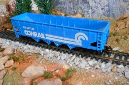 HO Scale: Tyco Conrail Open Hopper Car #433165; Vintage Model Railroad ...