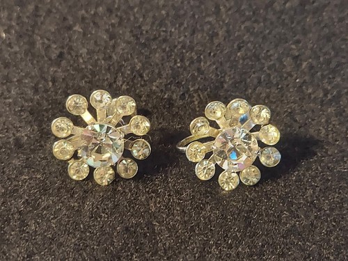 Vintage Coro Screw Back 1940s White Rhinestone Ray Flower Sparkle Bling ...