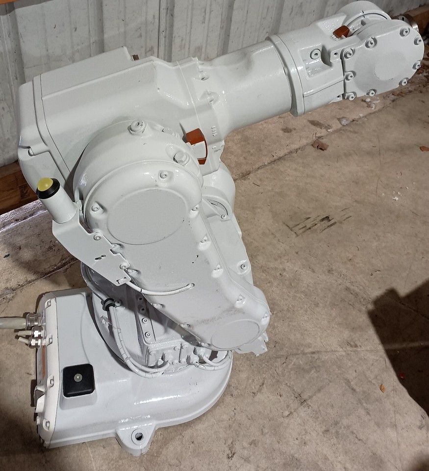 ABB IRB140 M2000 Industrial Robot Arm (Refurbished in 2018 by Bow ...