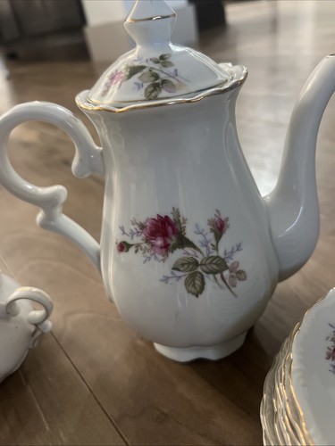 Vintage 17 Piece Rose Red Japan Tea Set- Pristine 8 Saucers, Pot, 6 ...