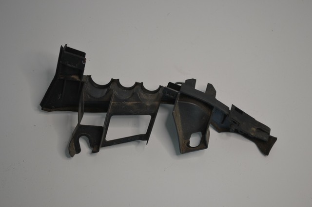 MERCEDES Lower Seal Left and Right Pair A2058317800 A2058317600 for ...