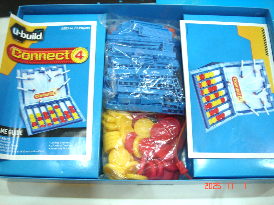 Connect 4: U-Build 4 In a Row (Hasbro Game) Bump, Drop & Block! Fun ...