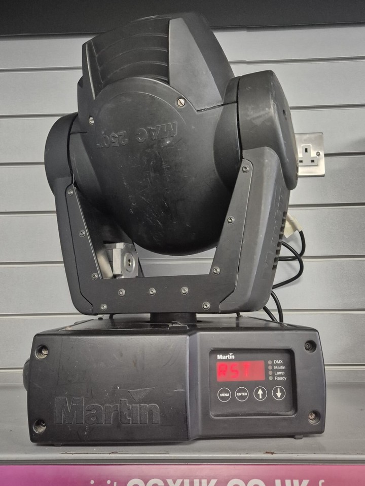 Martin MAC 250 Entour Moving Intelligent Light - COLLECTION ONLY | eBay UK
