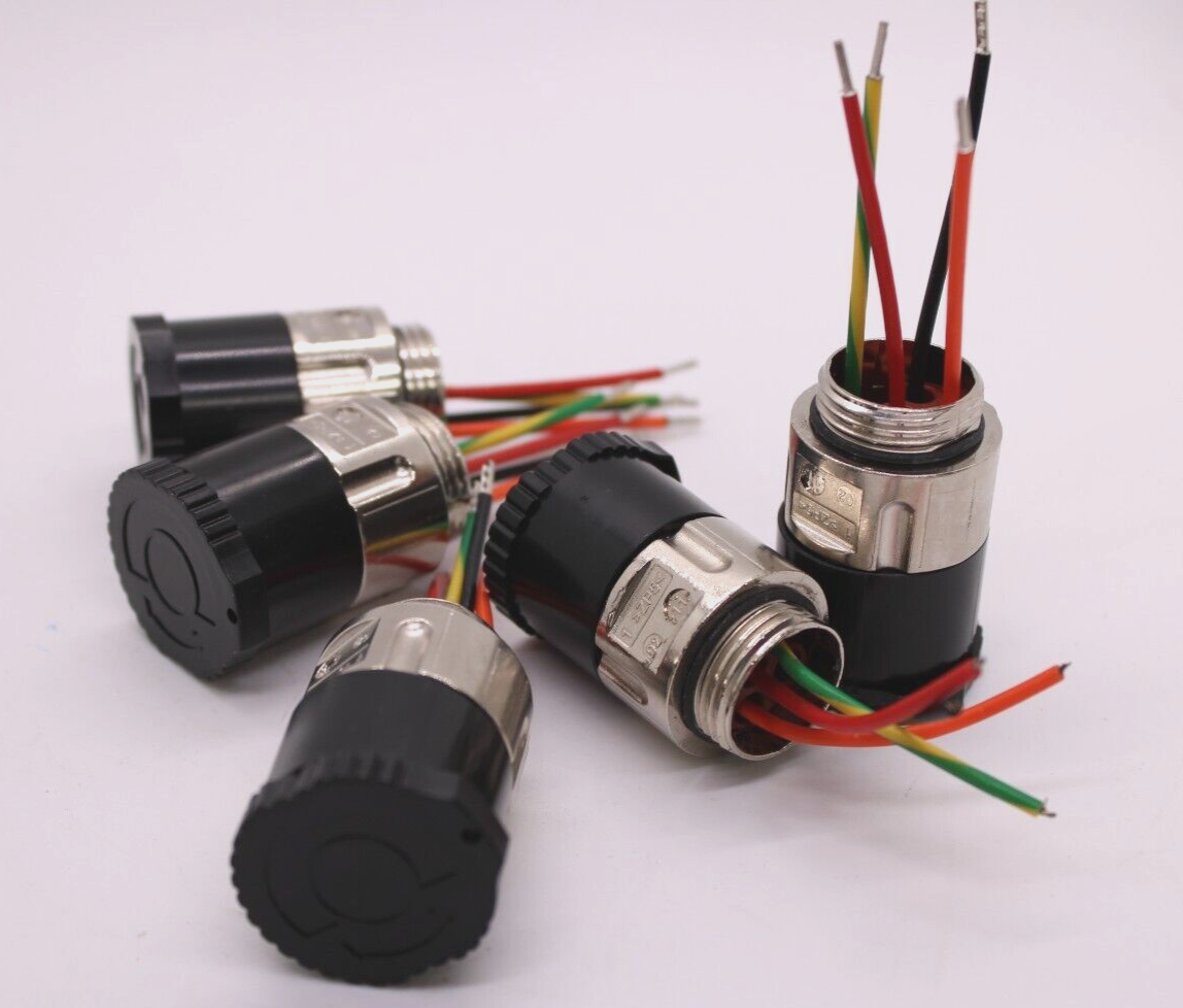 LOT OF 5 ZP5 CONNECTOR HOSING 6 PIN SOCKET MALE 4 PINS POPULATED | eBay