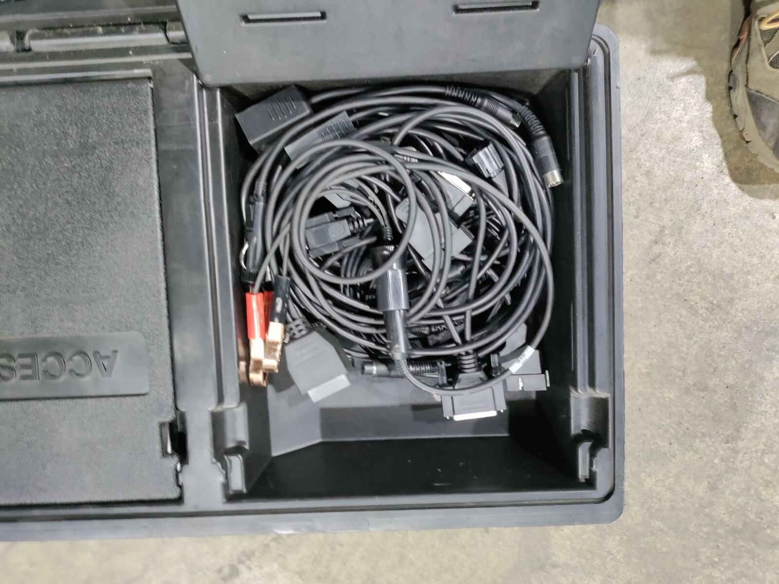 Genisys Automotive Scan System