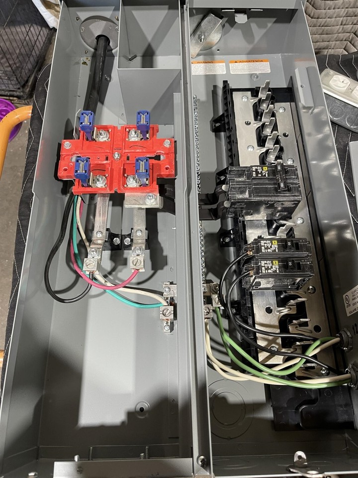 Square D SC1624M100S 100A Load Center with L1420 Plug, Receptacles and ...