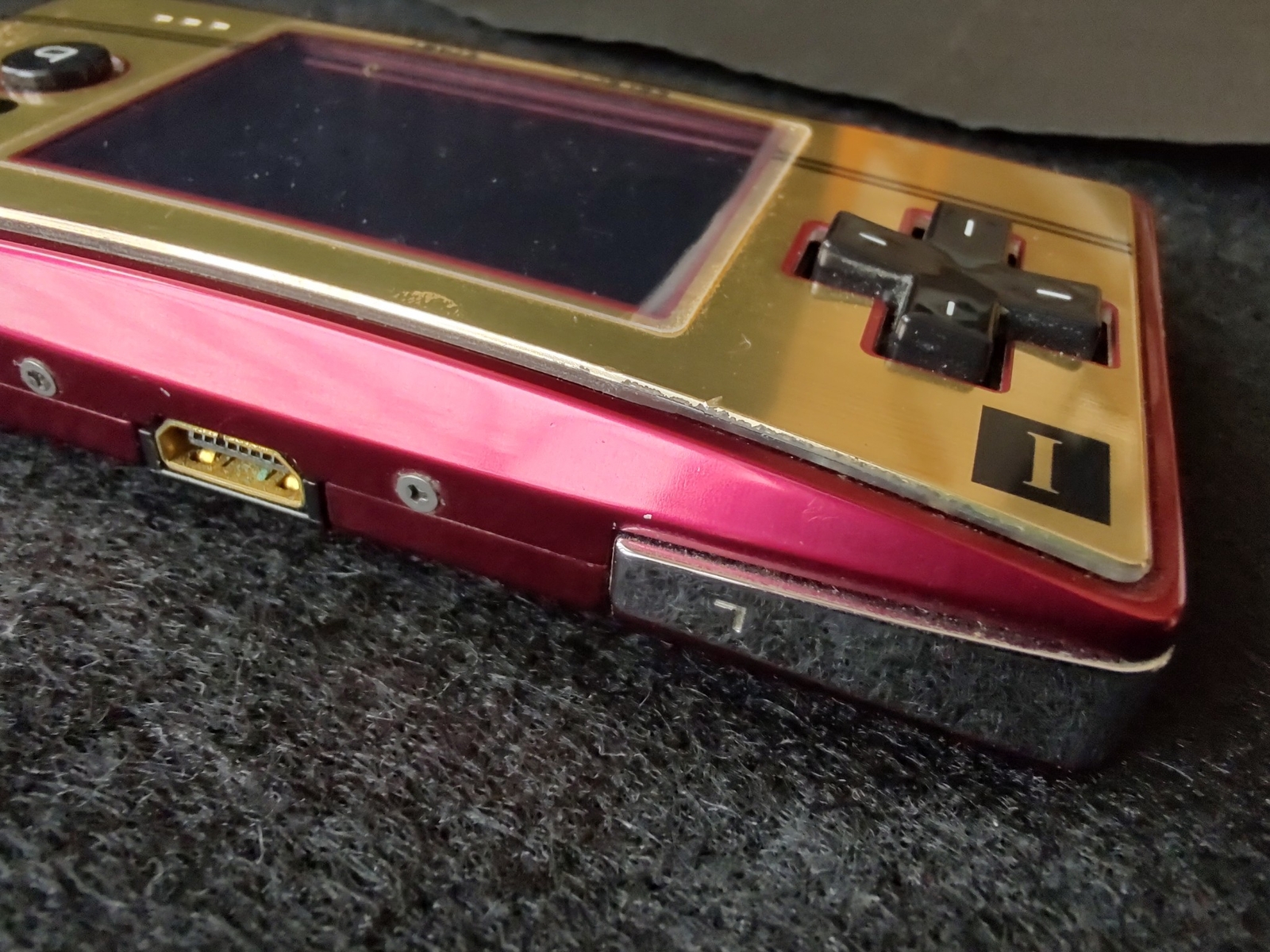 Nintendo Gameboy Micro Famicom 20th Anniversary Edition console OXY-001 ...