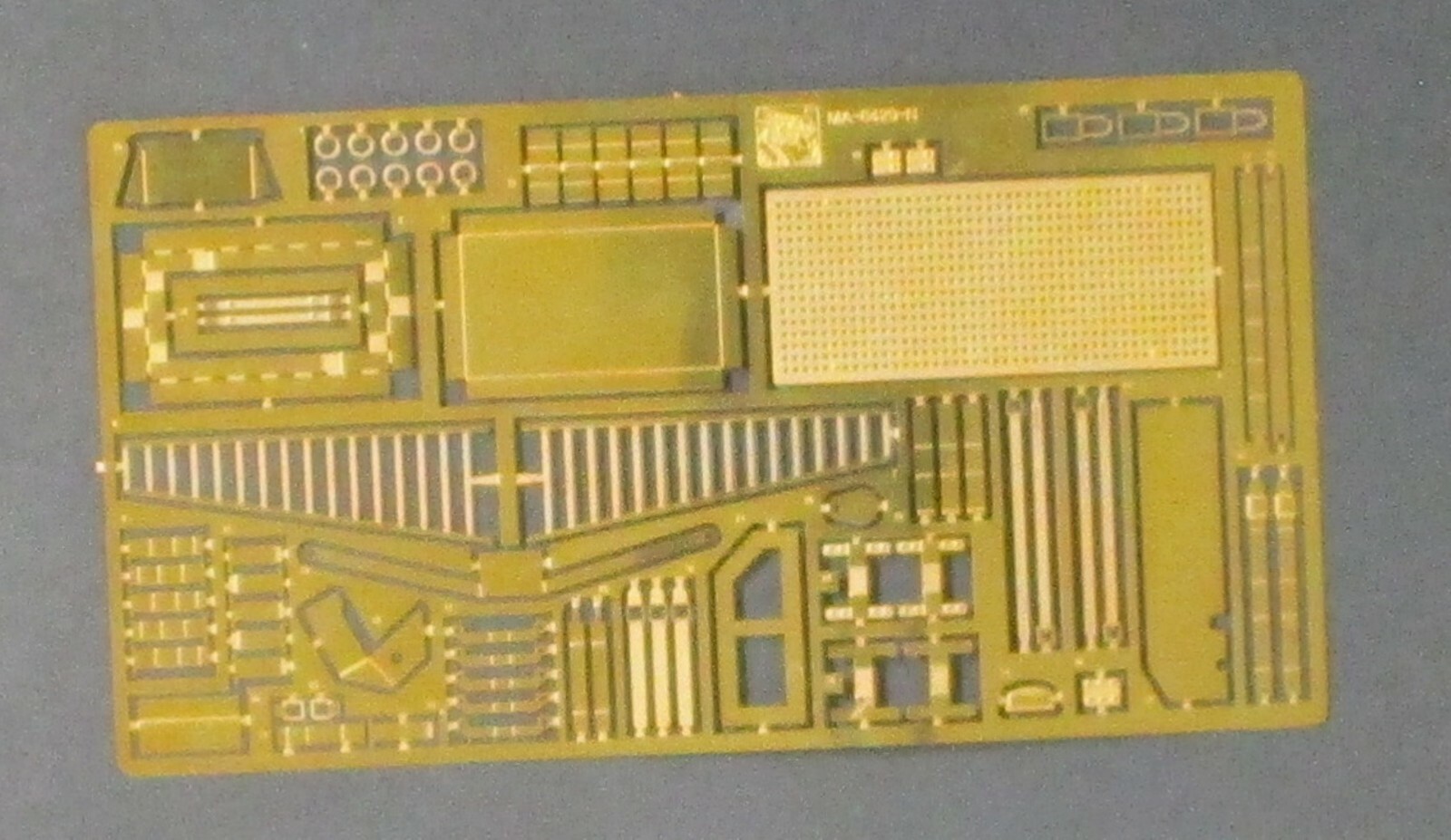 DRAGON 1/35 Scale Geschützwagen 38 s.IG. 33/2 - PE Parts from Kit No ...