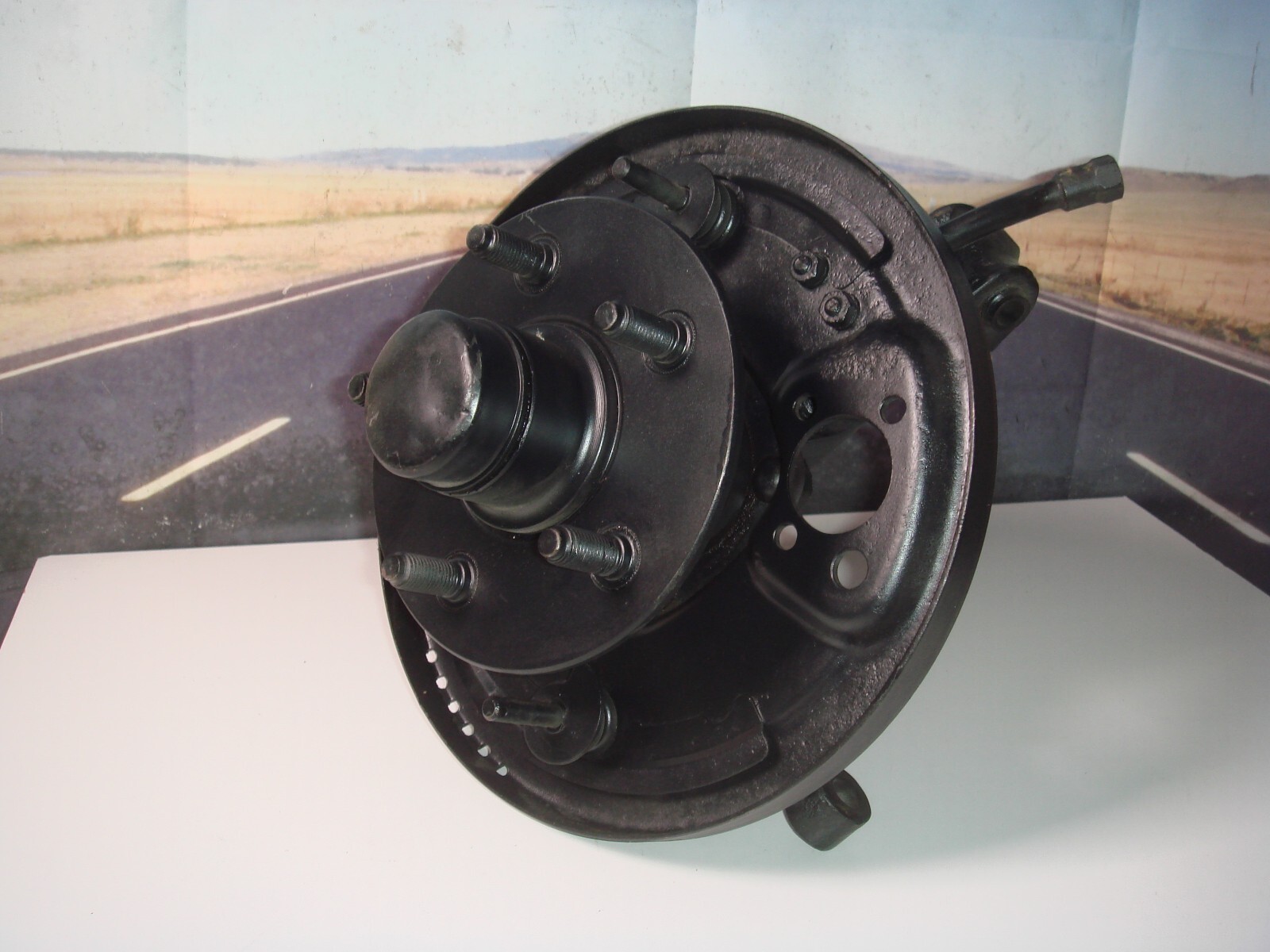 Mercedes W108 Wheel Hub Spindle Front Right 1959 Ponton 180D Steering ...