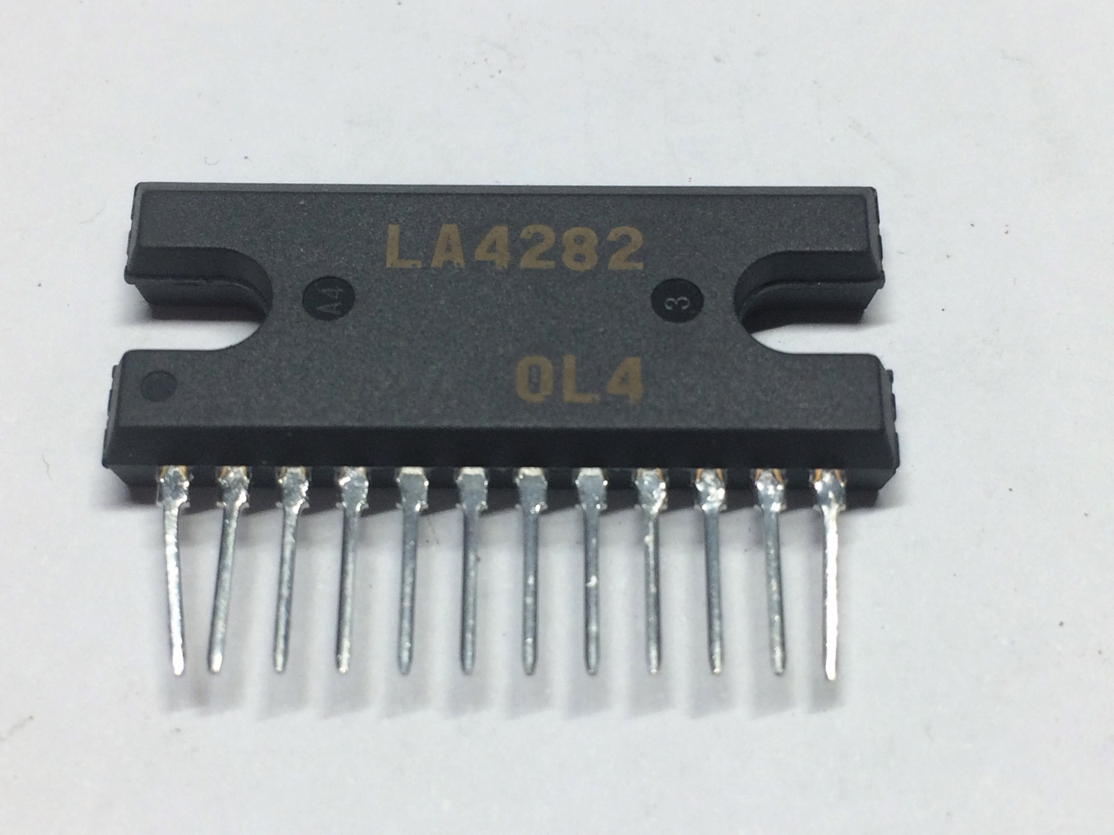 LA Series Integrated Circuits - many different types | eBay UK
