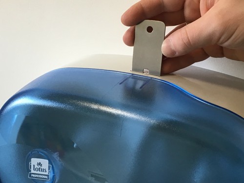 METAL / PLASTIC KEY: Fits Lotus & Tork Toilet Paper/ Soap/ Hand Towel ...