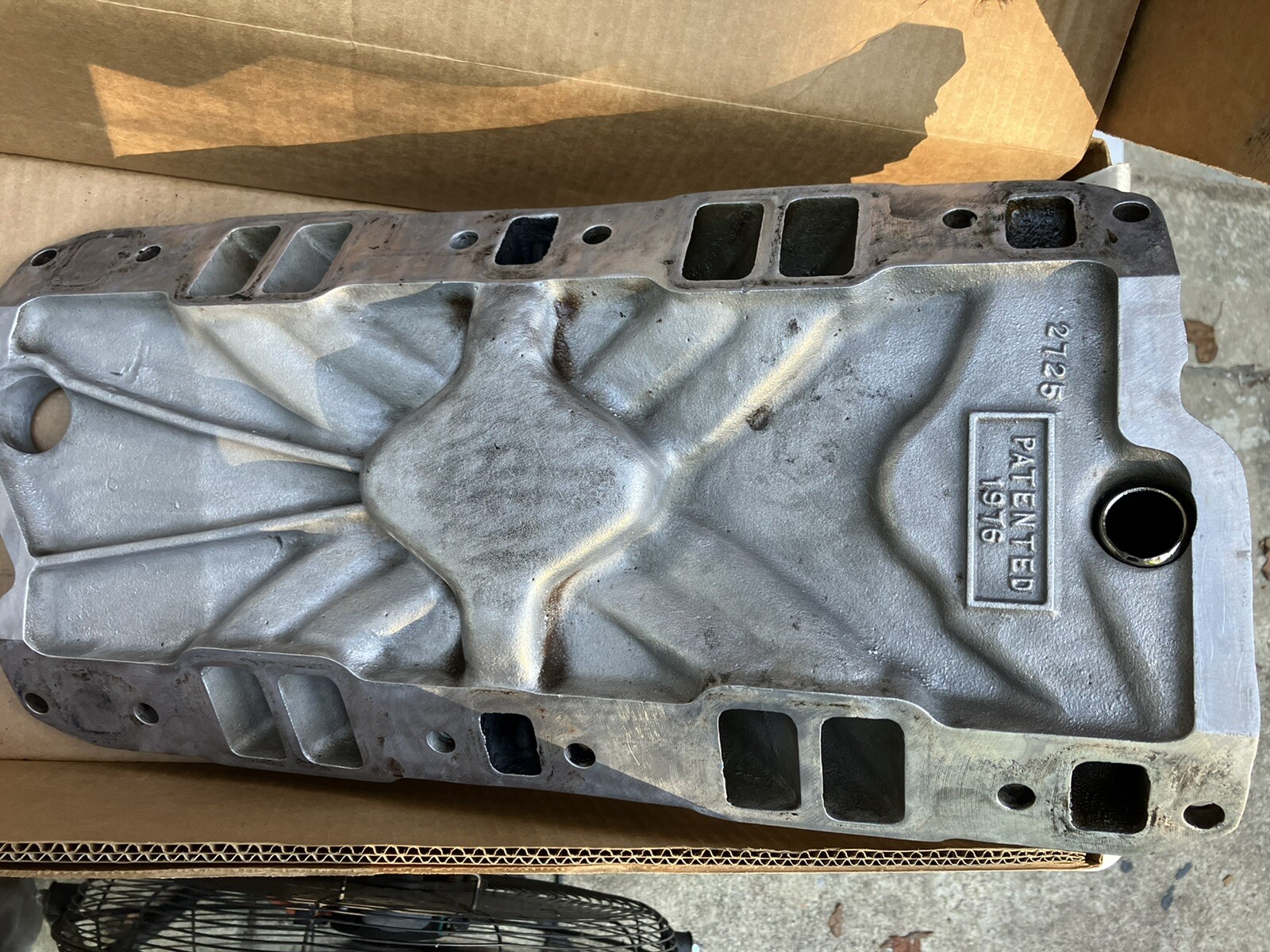 Edelbrock Torker 2725 4BBL SB | eBay