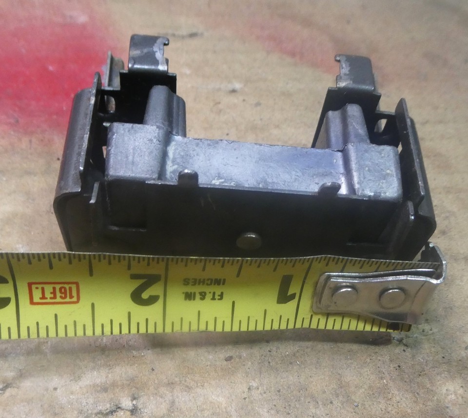 Lionel prewar Vintage steam chest/guides part for 1684-1654-1655-1688 ...