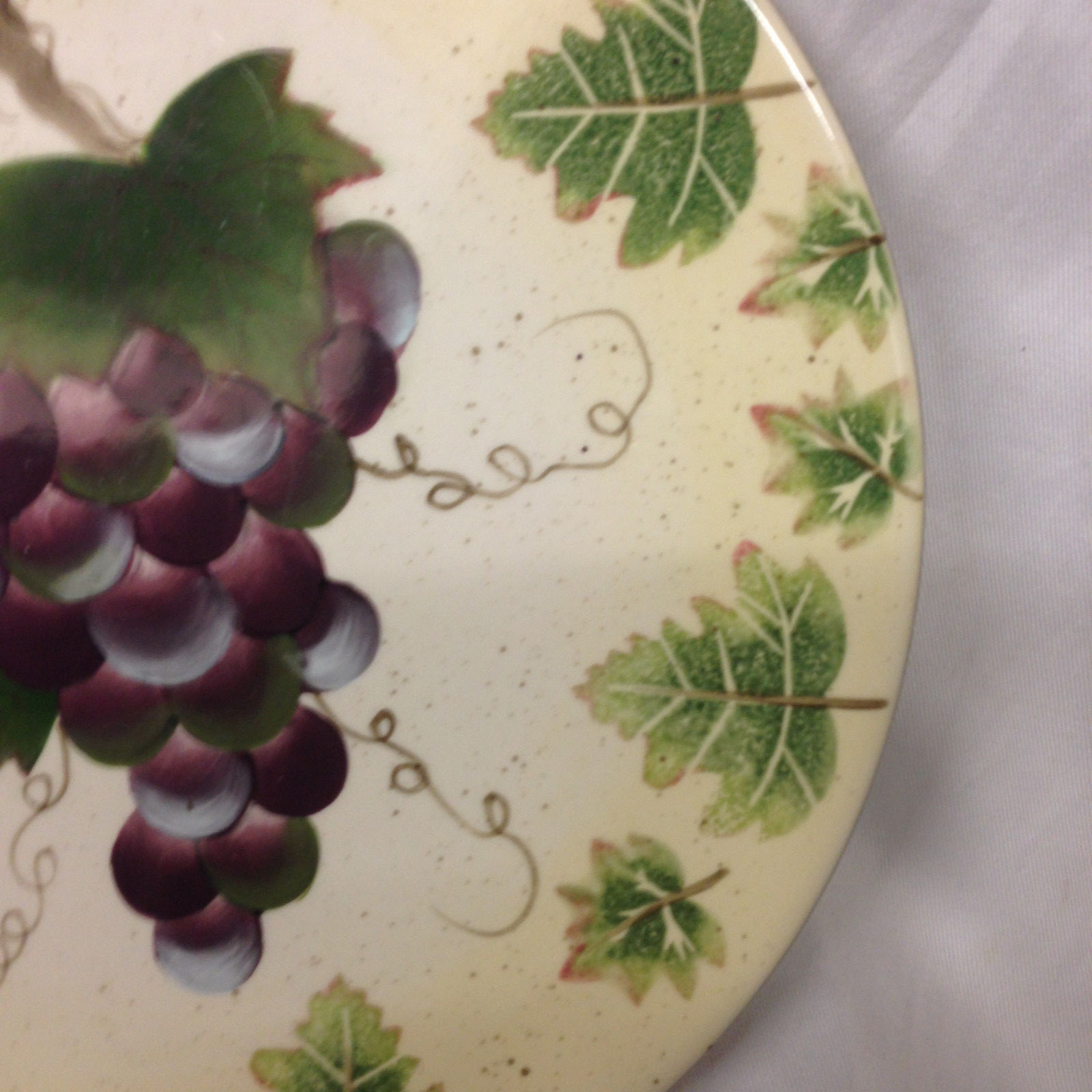 PACIFIC RIM PCM19 DINNER PLATE 10 1/4" PURPLE GRAPES BUNCH CLUSTER ...