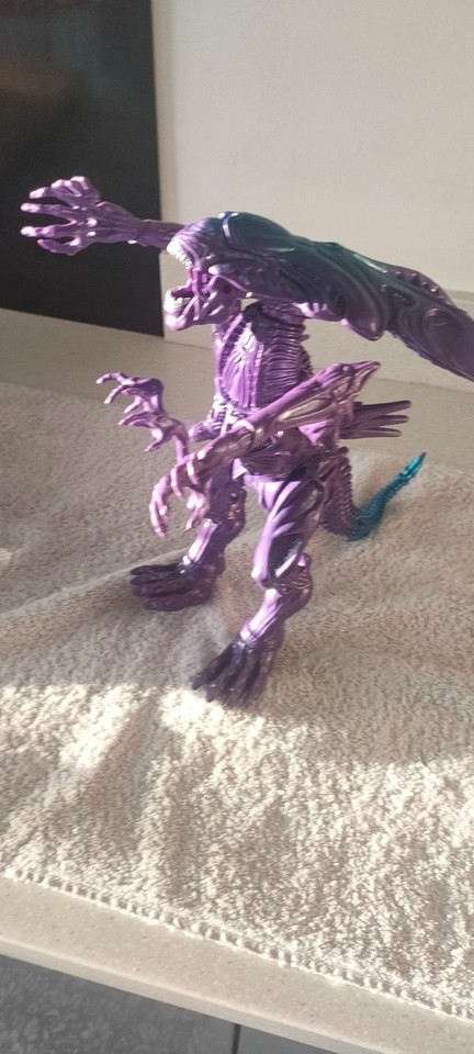 Rare Alien Collection Large Xenomorph Purple Queen 12" Action Figure ...