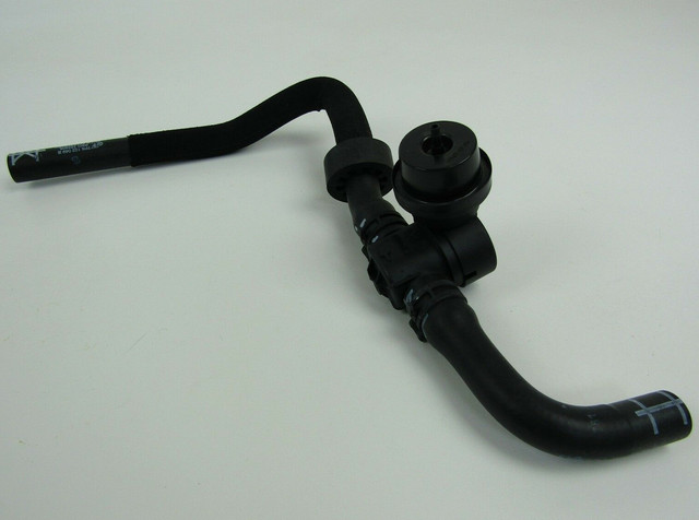 Genuine Porsche Cayenne 4.8l V8 Trans Oil Cooler Inlet Water Hose ...