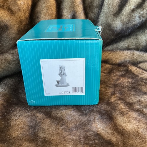 WDCC Walt Disney Classics Robin Hood - Maid Marian "Devoted Damsel" Box ...