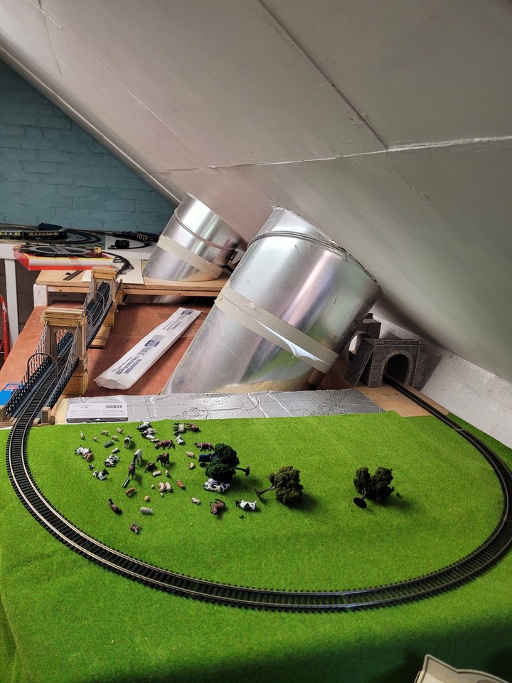 DCC Model Train Set Layout OO Gauge; 2 Locos with sound, all nickel ...