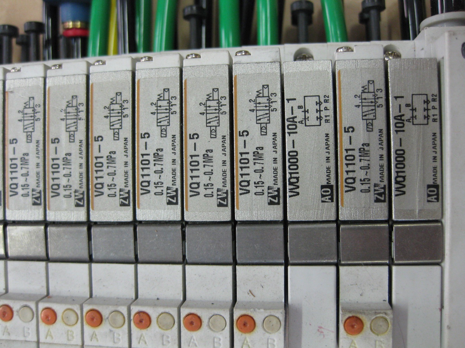 SMC Pneumatic PCW Type 16 Valve Bank Lot VVQ1000-10A-1 24VDC X250 Mount ...