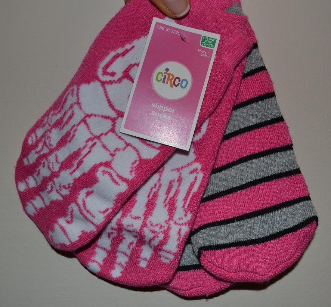 2 Pack Girls Slipper Socks Pink Circo Soft Warm and Cozy Valentines Day ...