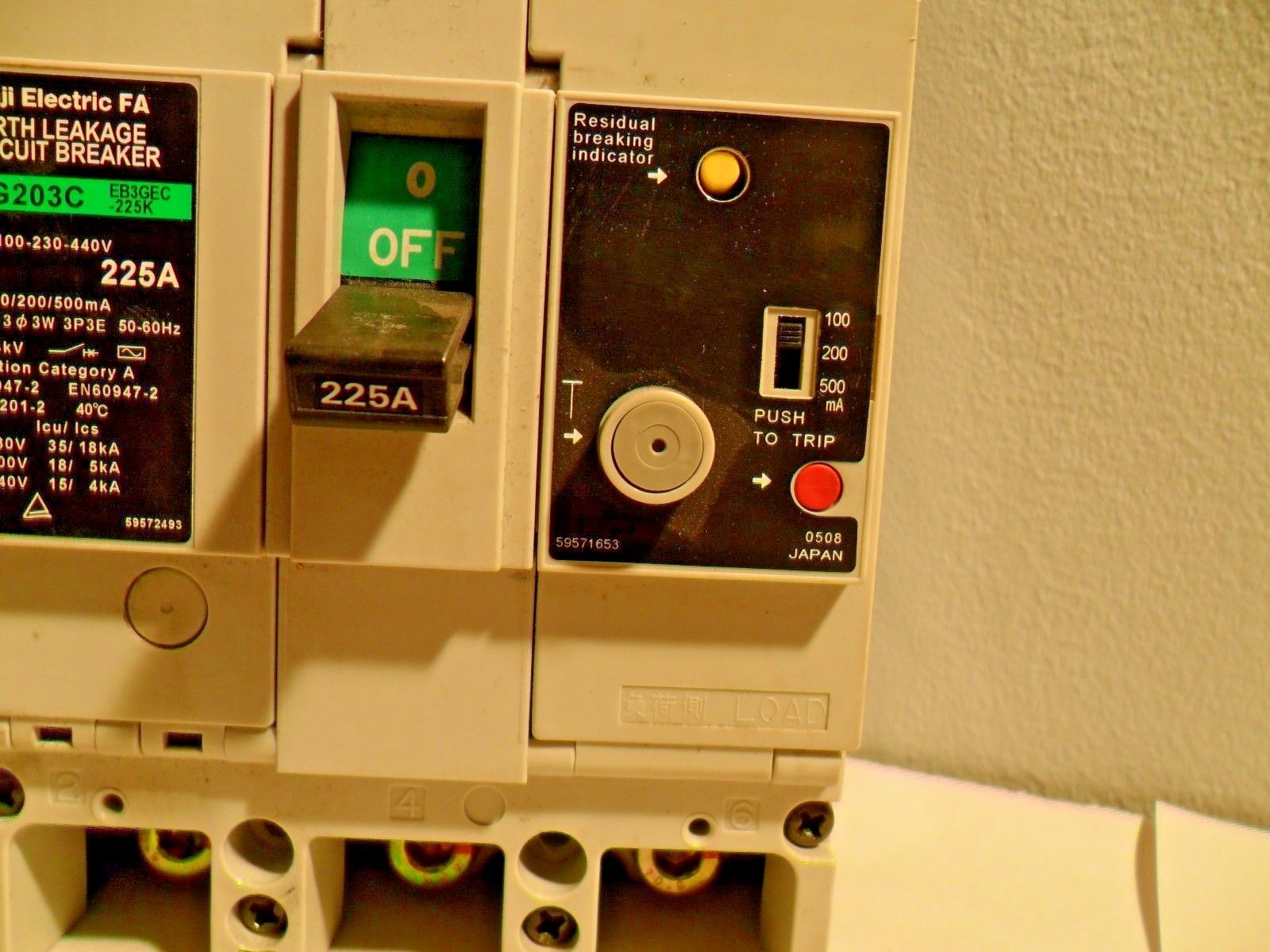 Fuji circuit breaker earth leakage switch EG203C-225A | eBay