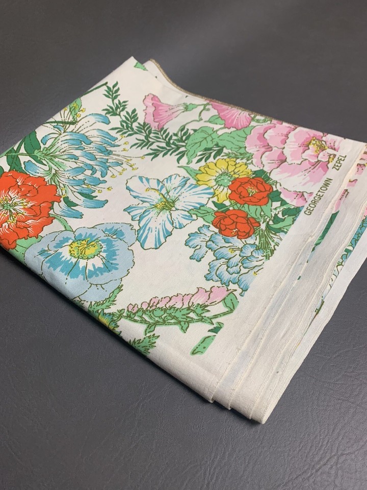 GEORGETOWN ZEPEL Floral 44" X 53" Fabric Material 1970's | eBay