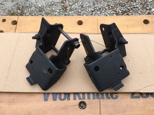 mustang 1970 302 351 Boss 302 engine frame mounts. | eBay