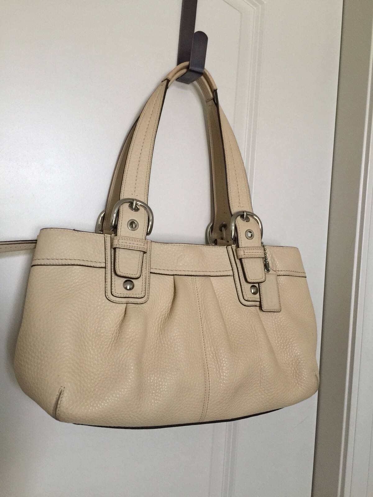 Coach Ivory Leather Tote Hand/Shoulder Bag - Gem