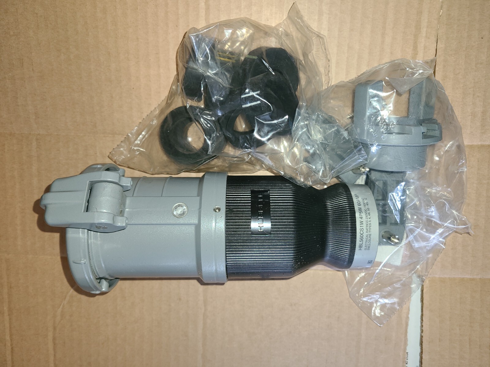 HBL560CS1W 60A FEMALE PIN AND SLEEVE RECEPTICLE | eBay