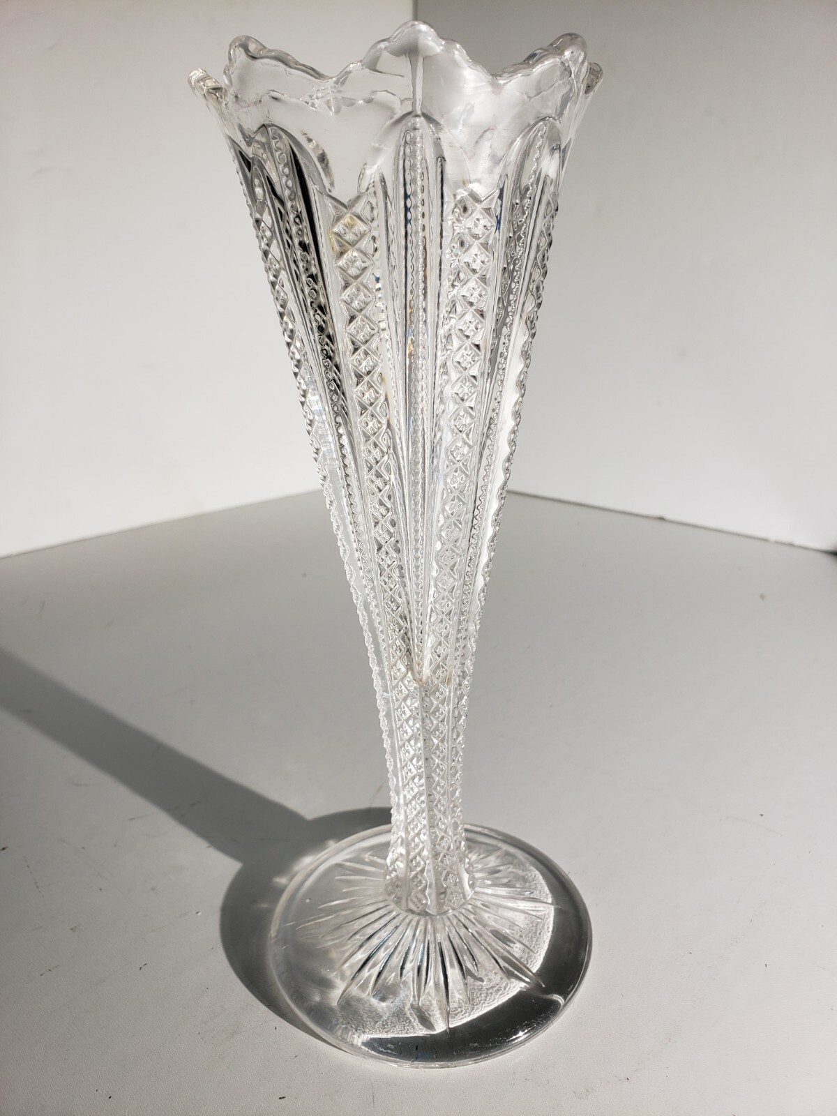 VINTAGE EAPG DUNCAN & MILLER MARDI GRAS TRUMPET VASE ZIPPER PATTERN 8-1 ...