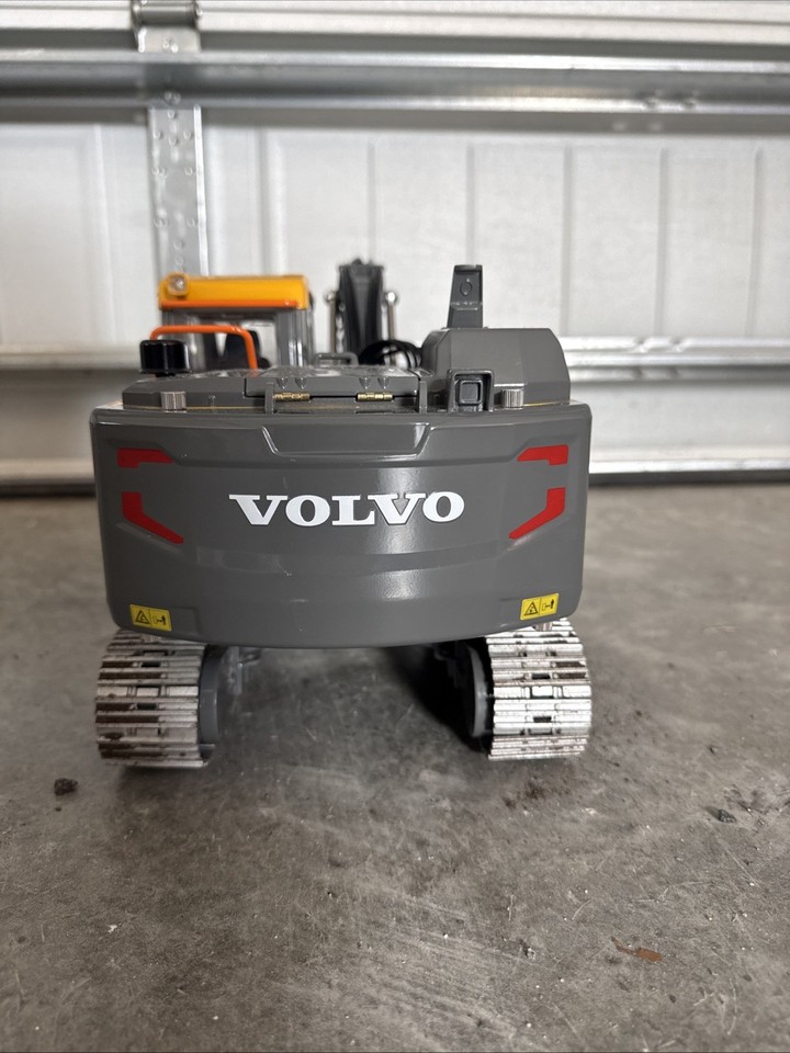 Double E Hobby E010 1:14 RC Excavator Volvo 2.4G 24CH Remote Control | eBay