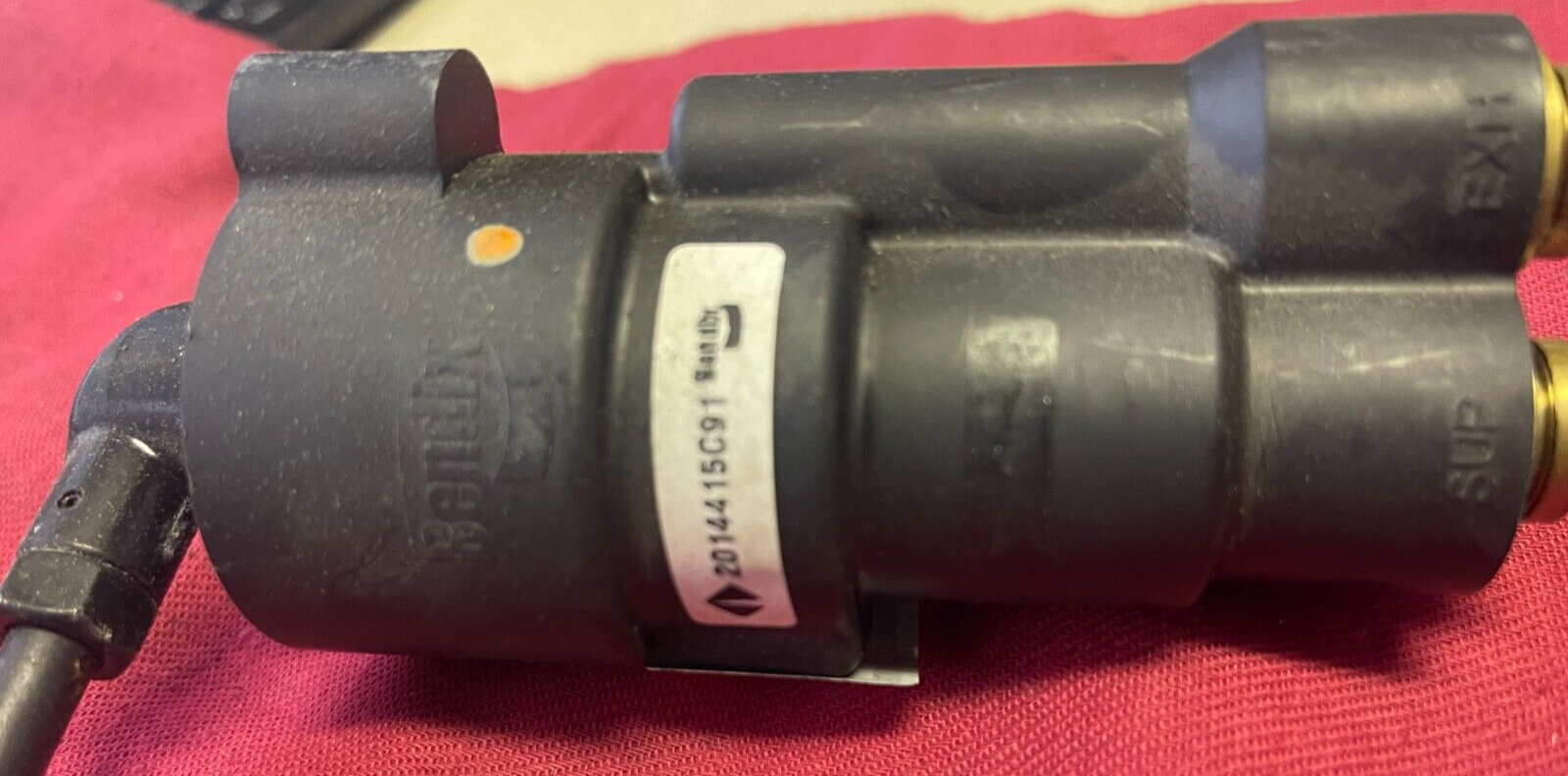 International Truck Bendix Air Brake Valve 2014415C91 8557 #m149hf for ...