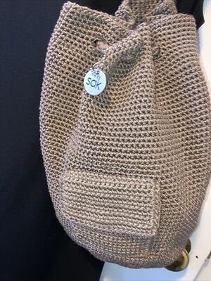 THE SAK Crochet Drawstring Purse Backpack Tan/Khaki Boho Bucket Handbag ...
