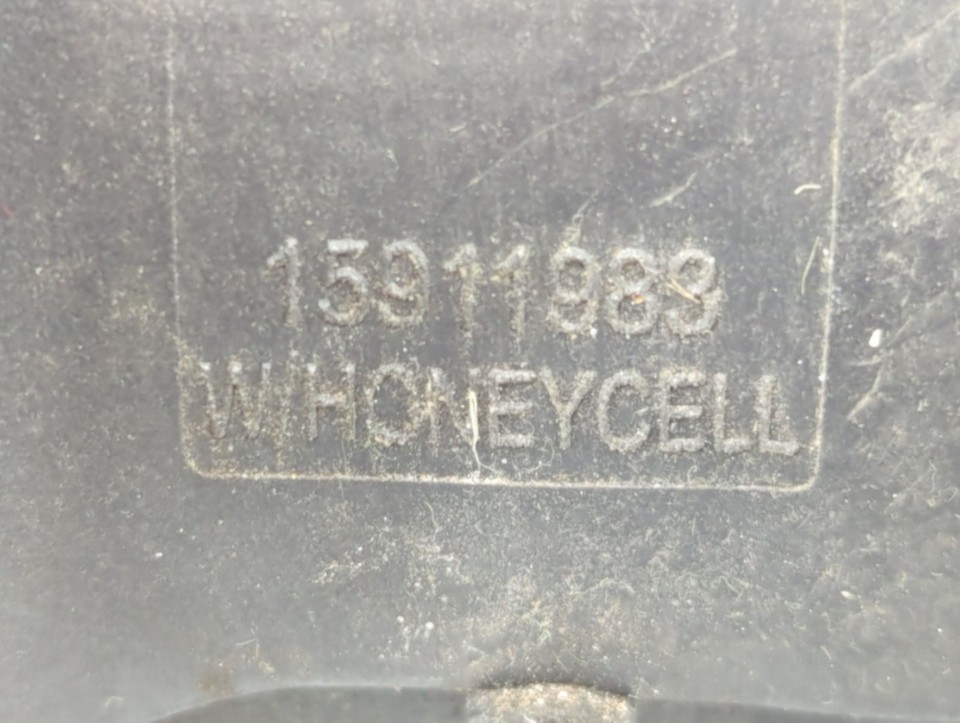 Saturn Outlook Mass Air Flow Meter Maf ZOBTJ | eBay