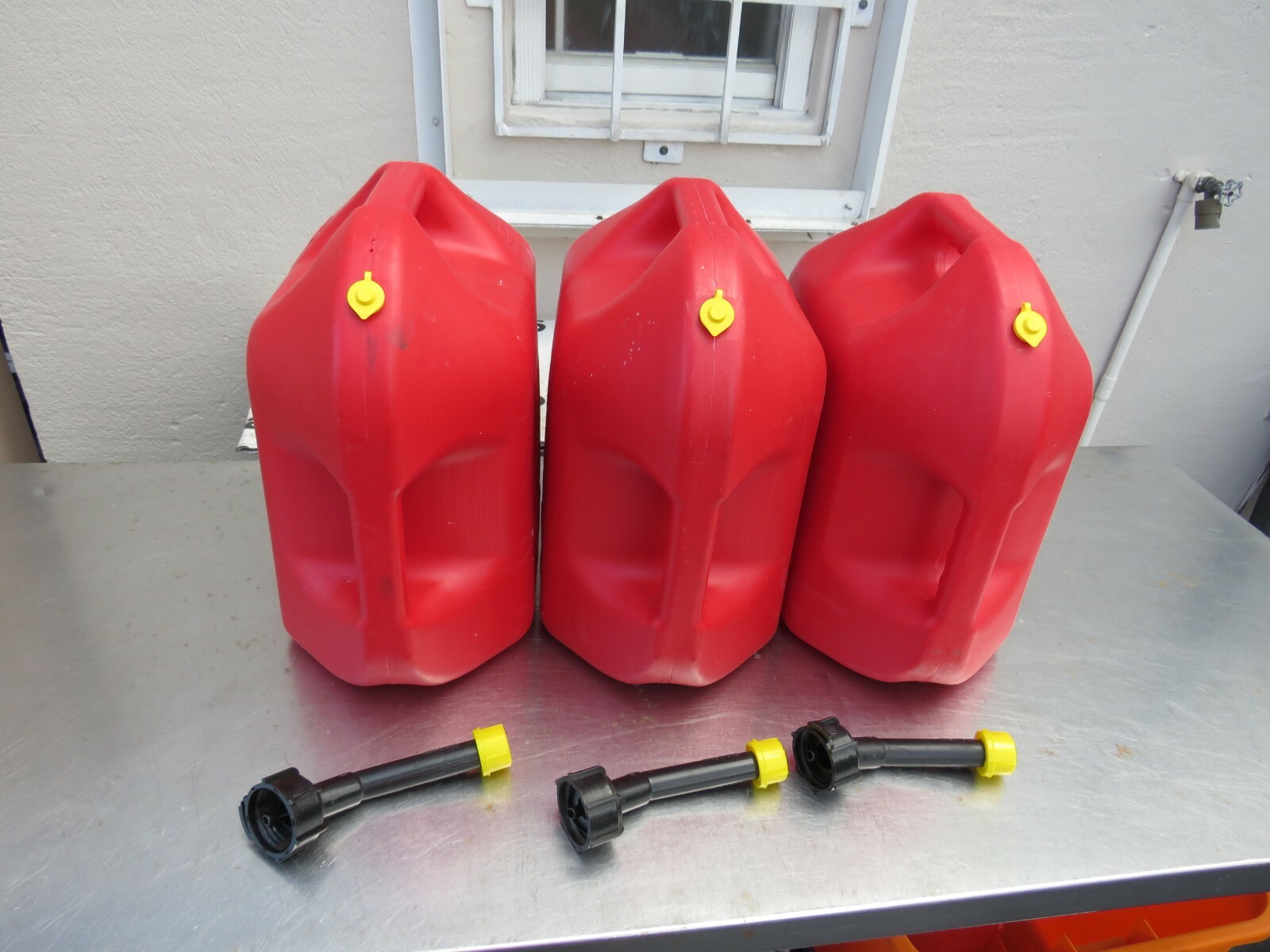 (3 Pack) - Blitz Original Pre-Ban 5 Gallon Gas Can Model #50833 | eBay