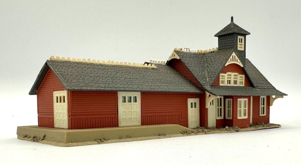 Pola N Scale Country Train Station, Custom Painted Fully Assembled. | eBay