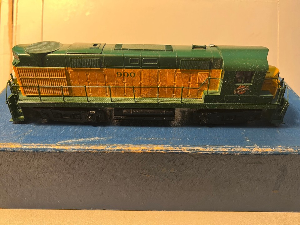 BRASS CUSTOM PAINTED C&NW ALCO RS-27 ENGINE # 900 HO SCALE by ALCO ...