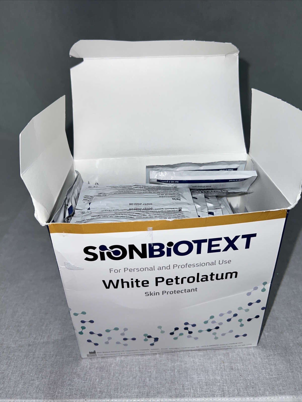 Sionbiotext White Petrolatum, 5g Foil Packets Sealed Packets Open Box ...