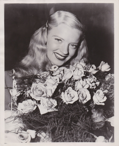 1954 Press Photo Actress Mary Hartline Leads Orchestra in "Super Circus ...